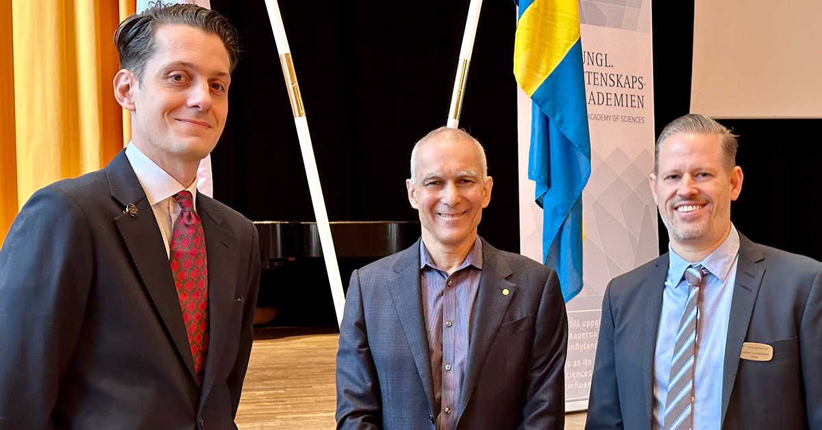 Nobelpristagaren i kemi besökte Nacka gymnasium | Nacka kommun